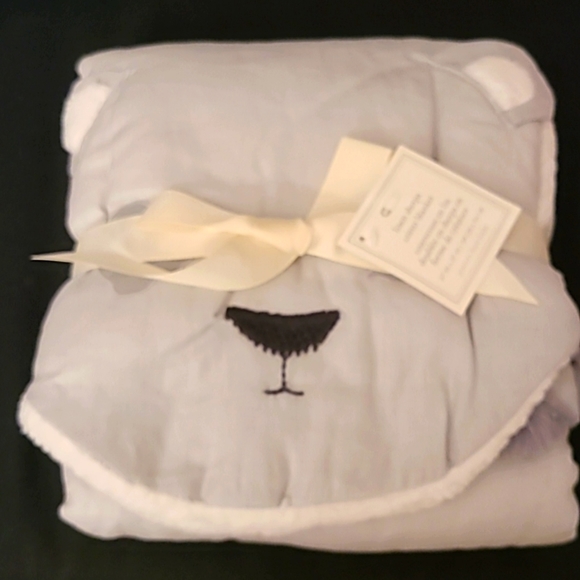 Pottery Barn Kids | Accessories | Pottery Barn Baby Linen Sherpa ...